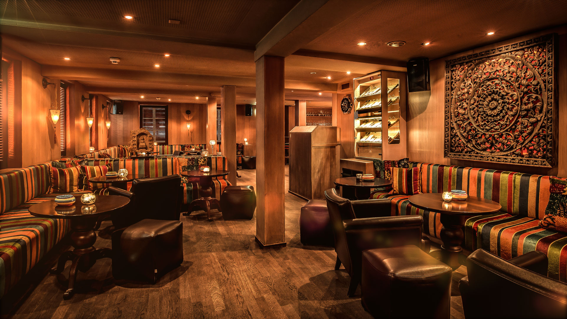 Taos Restaurant Bar Zurich – Restaurant, Bar und Smoker’s Lounge am ...